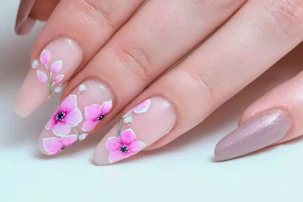 25 Pretty Flower Nail Designs That Are So Easy To DIY - 9Jalist